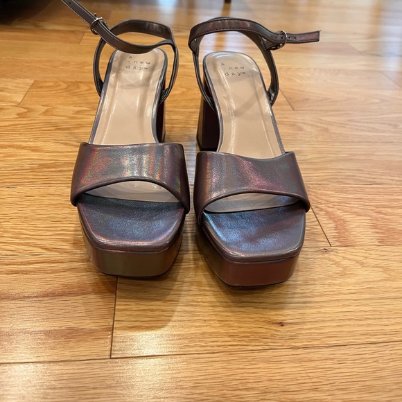Target | Shoes | Platform Block Heel Metallic | Poshmark